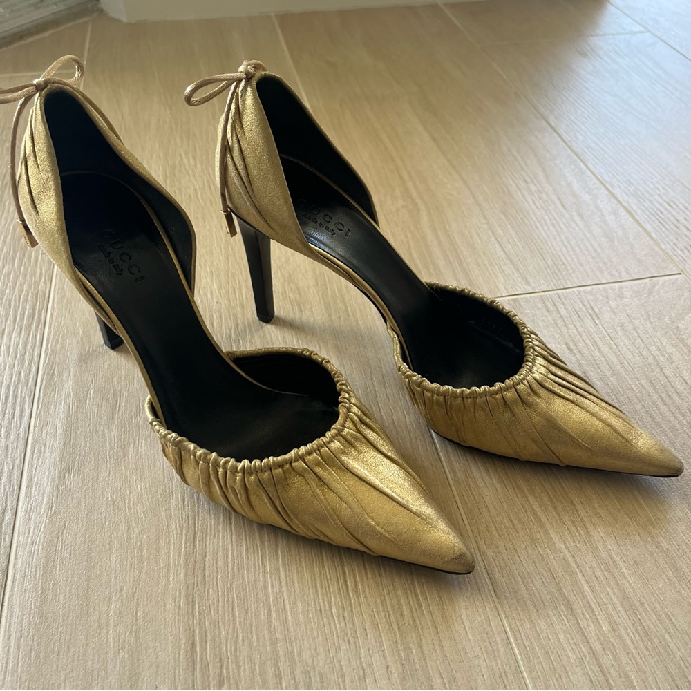 Original Gucci Gold Pointed Toe D’orsay Heelsize 6 1/2 - Gem